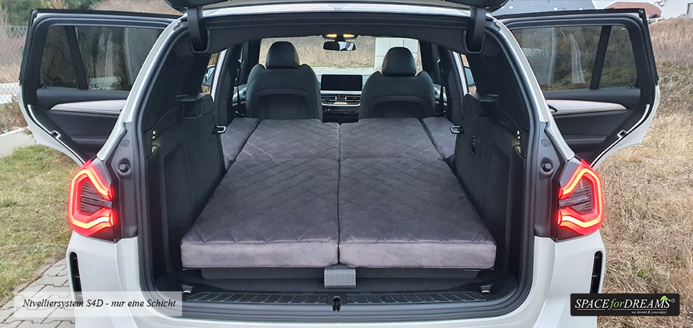 Folding foam mattress for car - SPACEBED® for BMW X3 | space4dreams.com