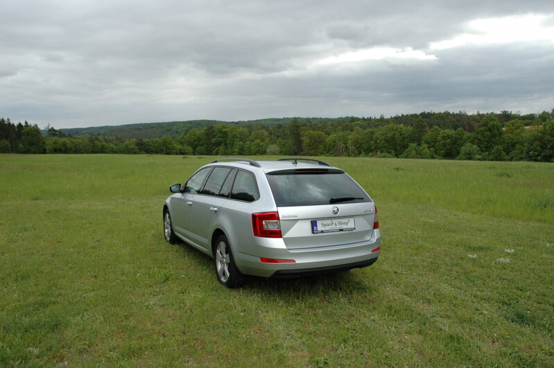 SPACEBED® - trunk foam mattress for Skoda Octavia Combi III ...